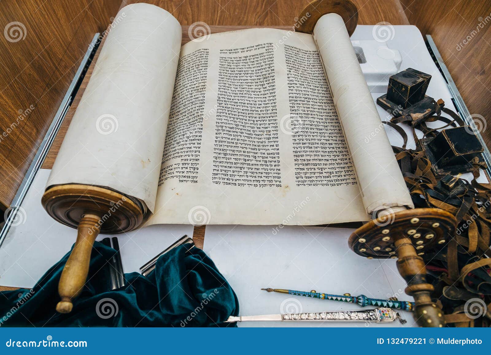Hebrew Religious Handwritten Torah Parchment Scroll Stock Image - Image ...