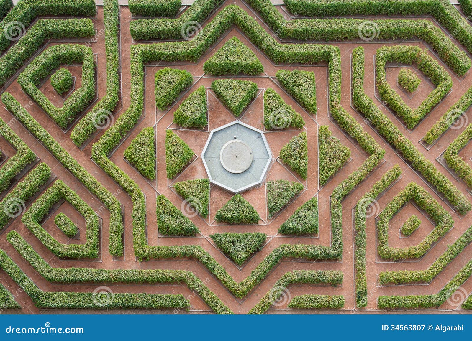Hedge maze stock image. Image of flora, labyrinth, europe - 34563807