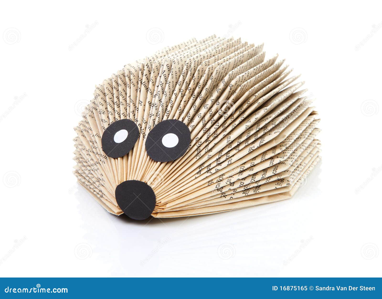Hedgehog made of book stock image. Image of pages, homemade - 16875165