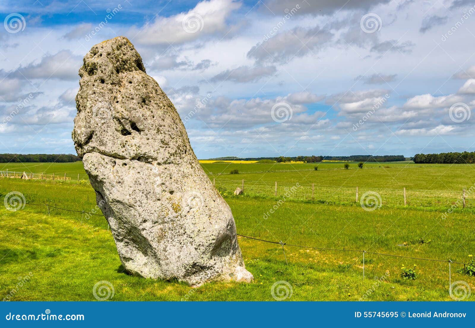 The Heel Stone Near Stonehenge Stock Image - Image of historic, heel ...