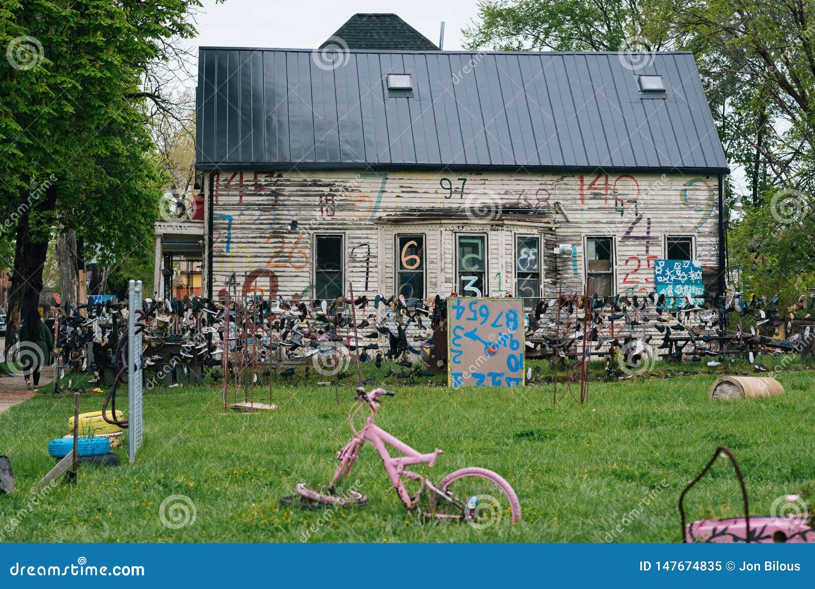 The Heidelberg Project, in Detroit, Michigan Editorial Image - Image of ...