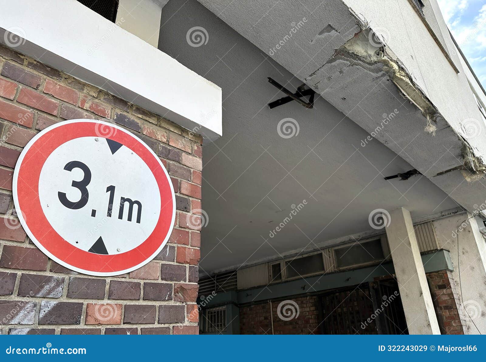 Height Restriction Limit Sign on the Wall Stock Image - Image of ...