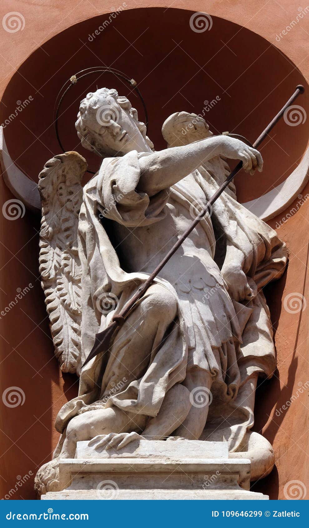 Heilige Michael stock afbeelding. Image of heilig, emilia - 109646299