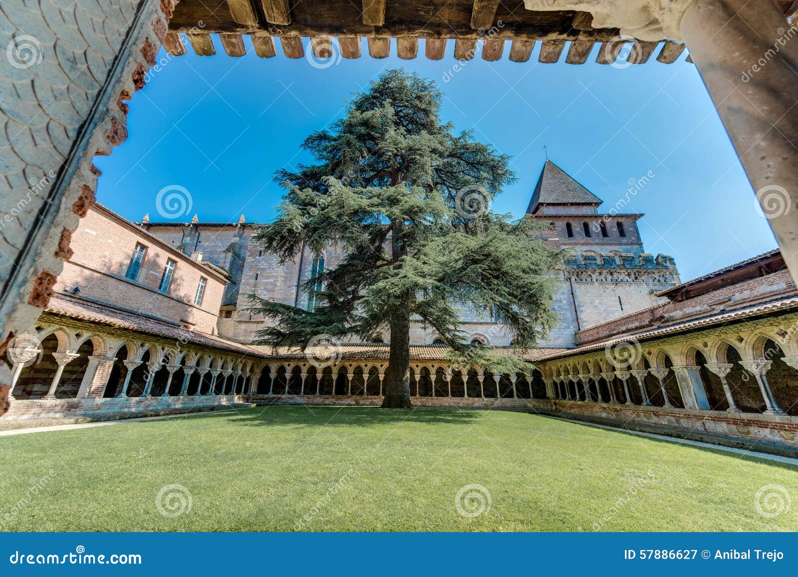 Heilige Pierre Abbey in Moissac, Frankrijk Stock Afbeelding - Image of ...