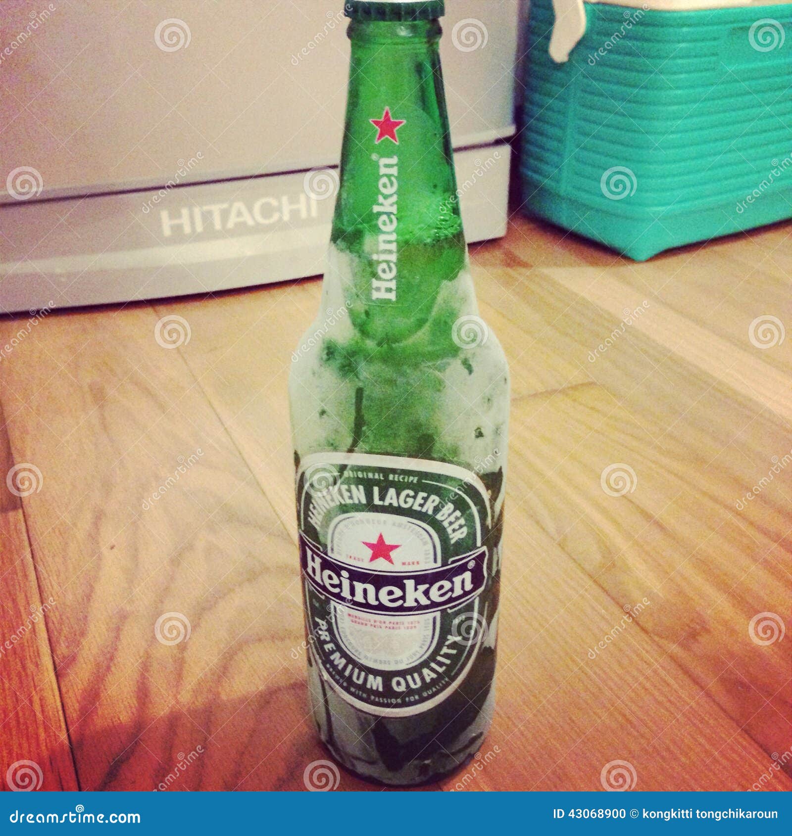 Heineken editorial image. Image of heineken, delicious - 43068900