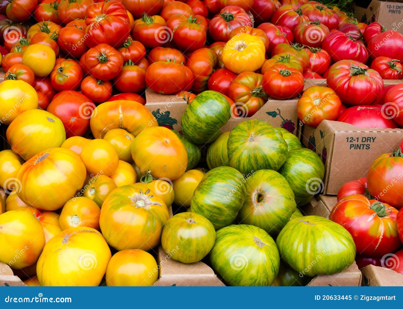 Heirloom Tomatoes on Display Stock Image - Image of ripe, fresh: 20633445