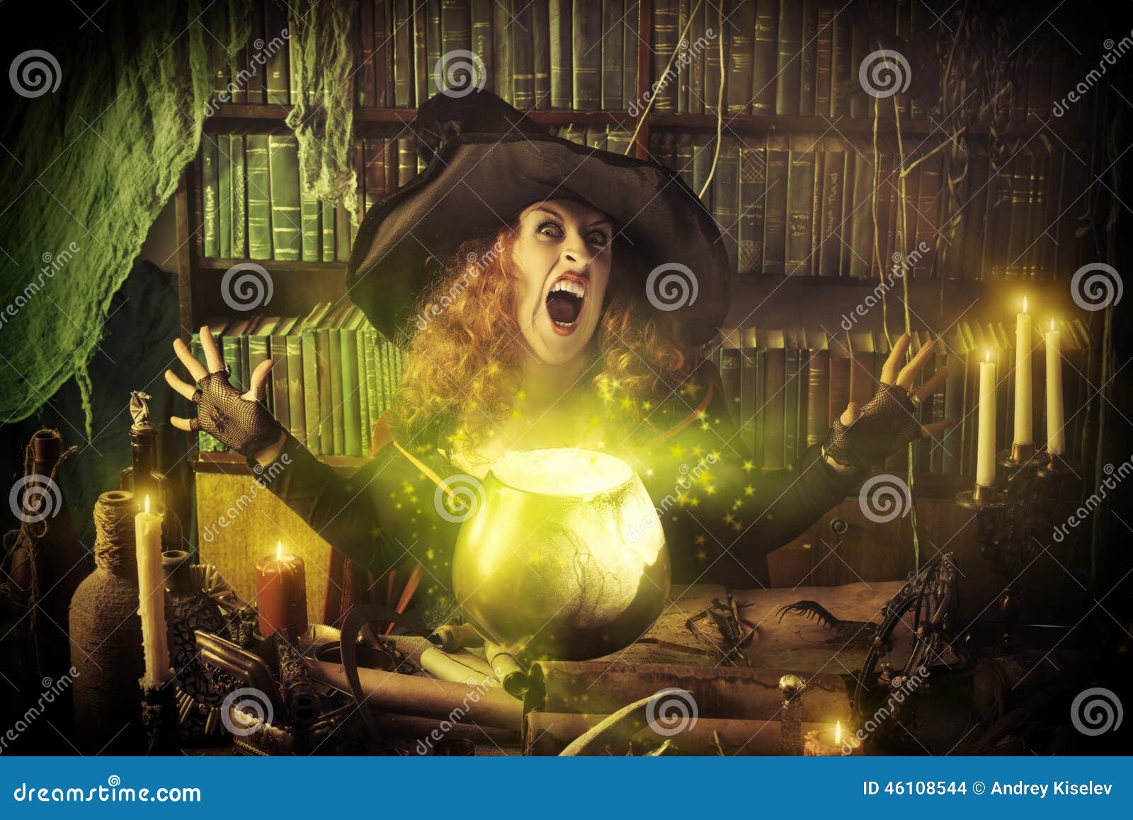 Heksenpot stock foto. Image of kwaad, elegant, vrees - 46108544