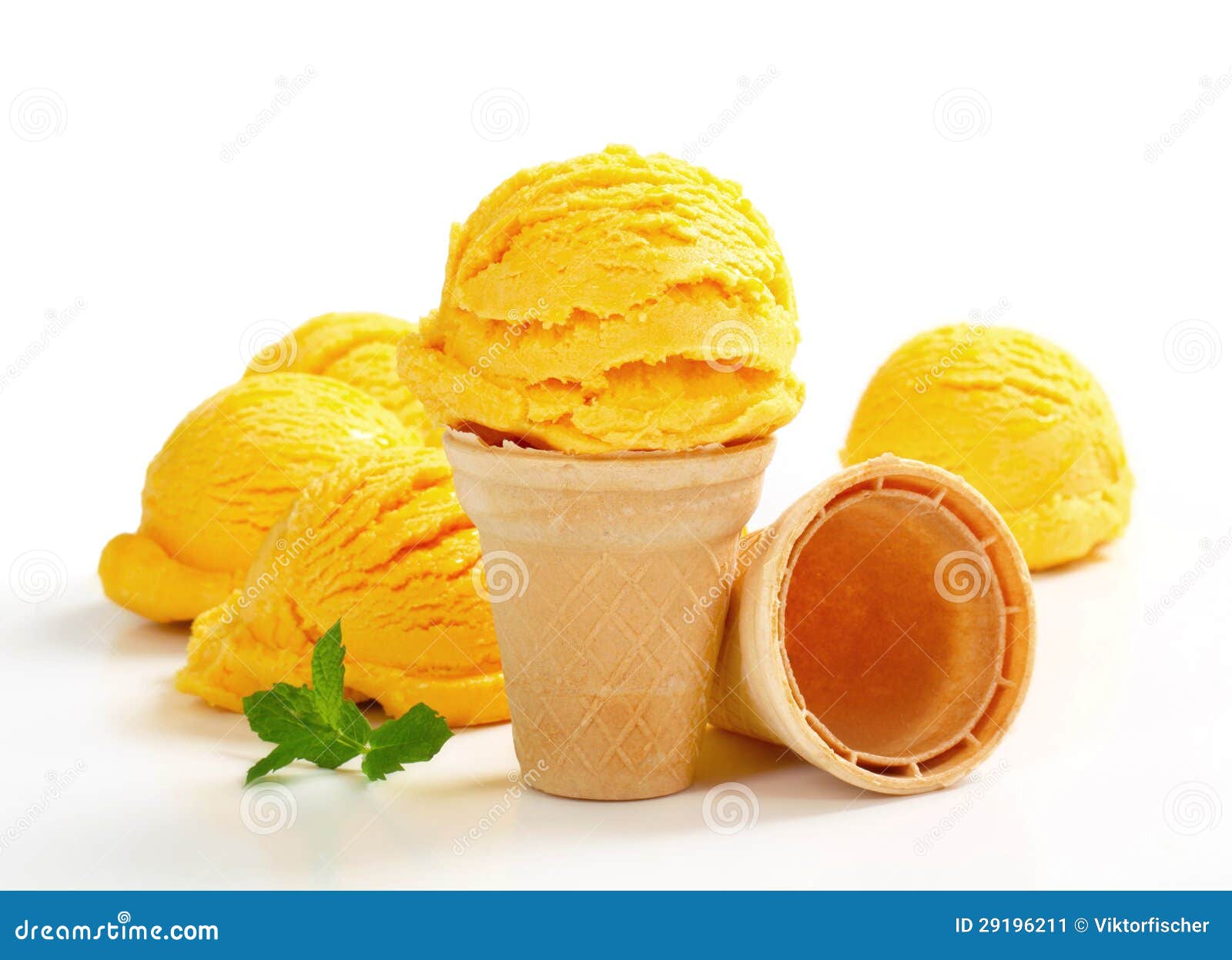 Helado amarillo imagen de archivo. Imagen de hielo, cucharada - 29196211