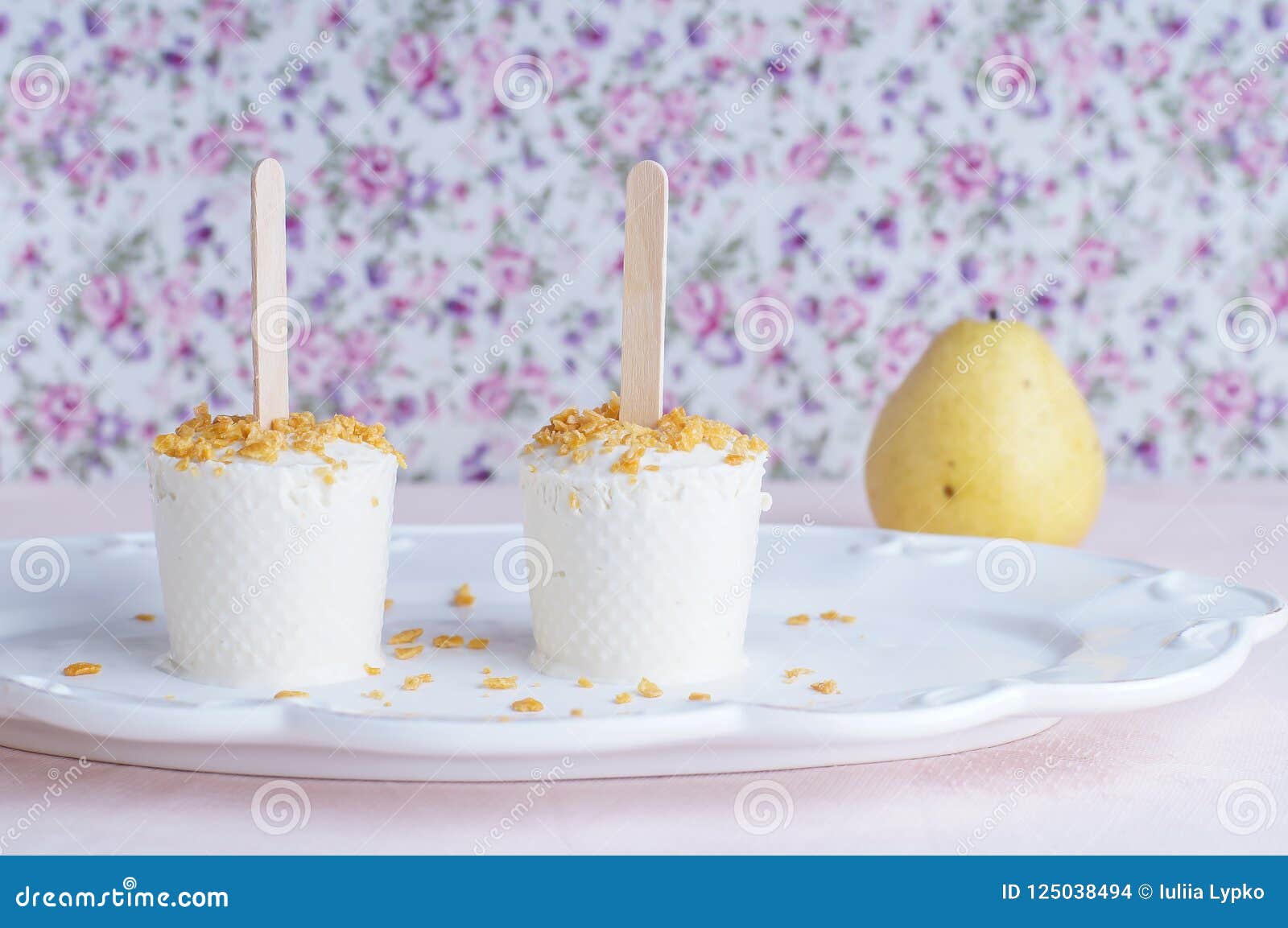 Helado Azul De La Queso-pera Foto de archivo - Imagen de sabroso ...