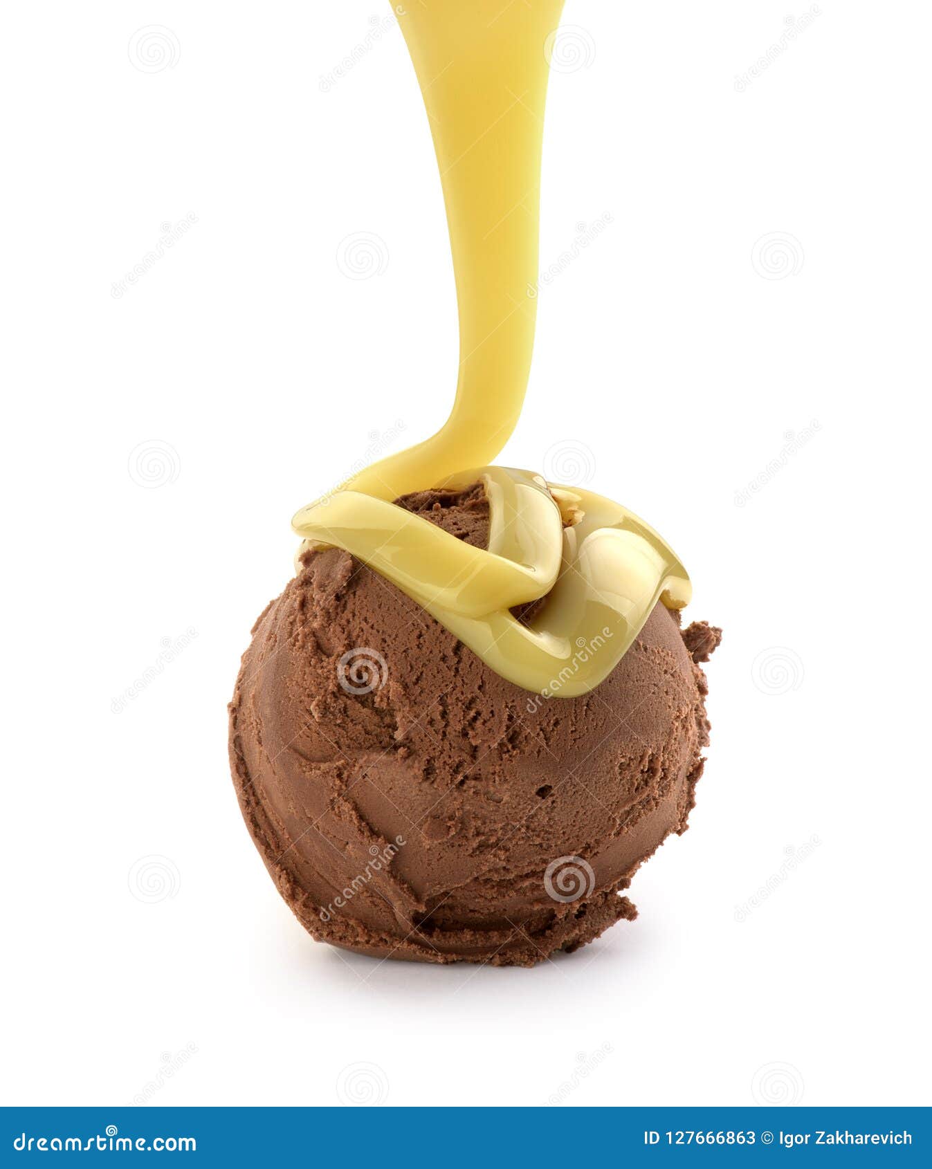 Helado De Chocolate Con Leche Condensada Imagen de archivo - Imagen de ...