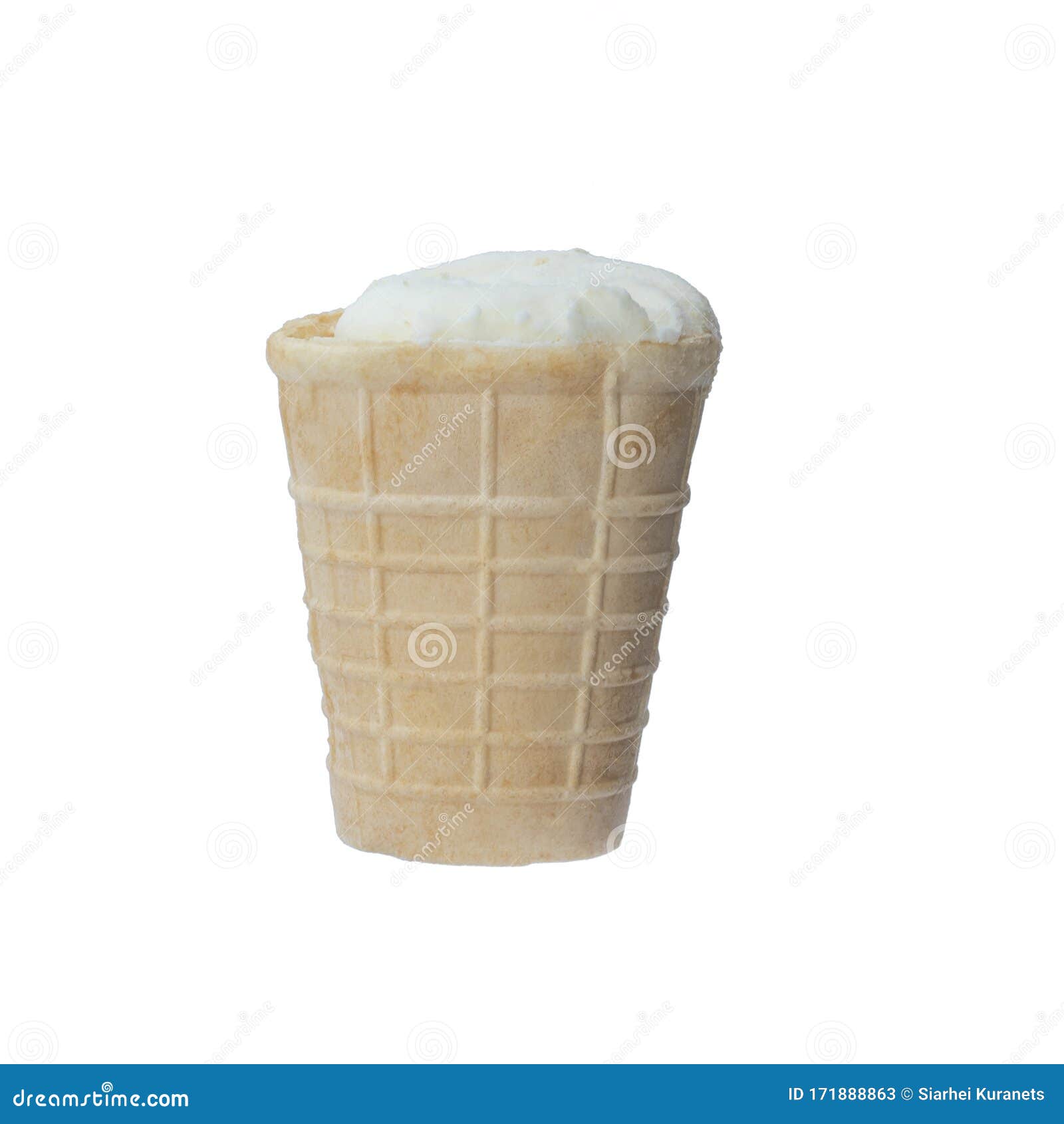 Helado En Una Taza De Gofre Cierre Aislado Sobre Un Fondo Blanco Imagen