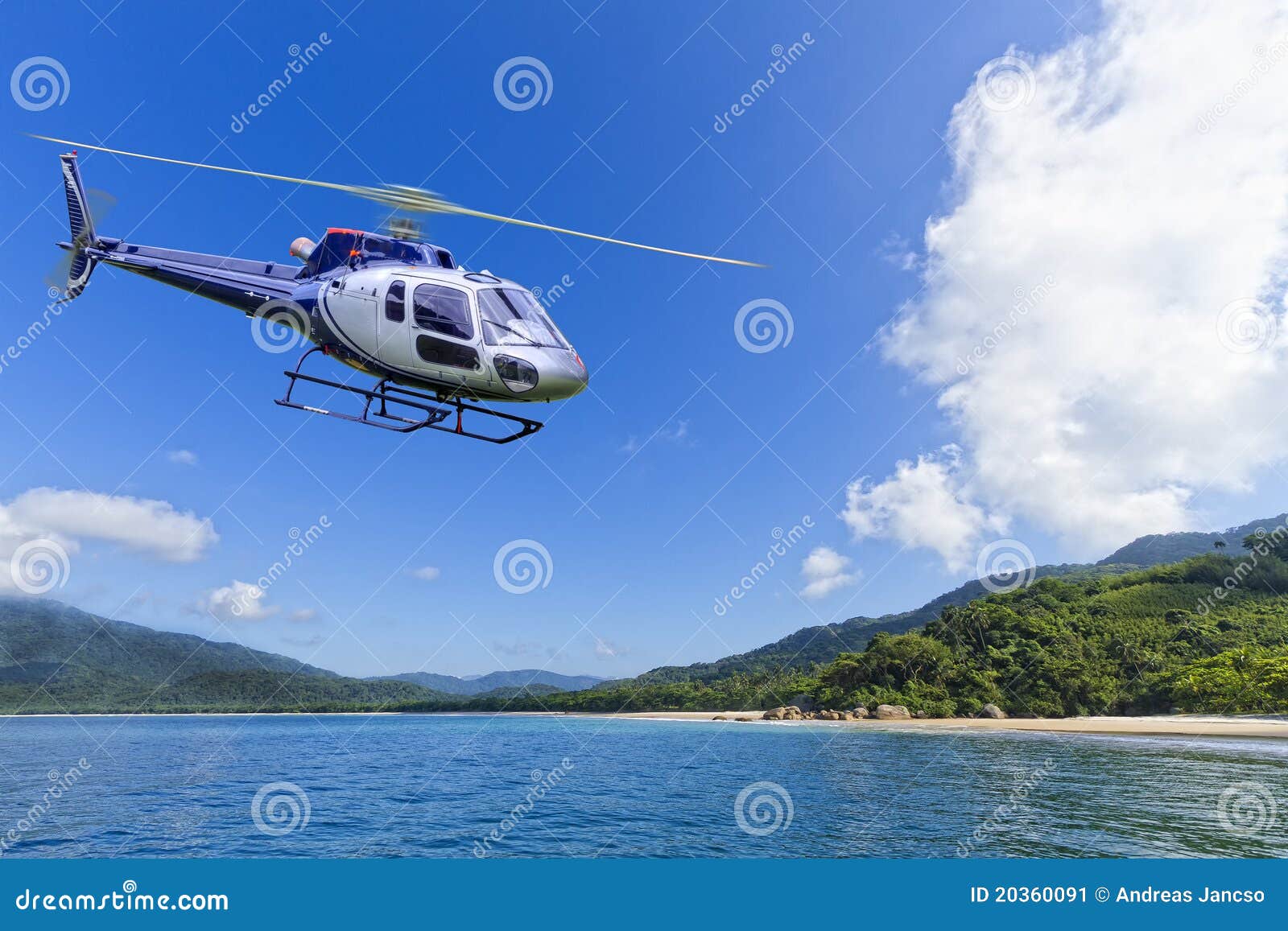 Helicopter and Beach stock image. Image of reis, hover - 20360091