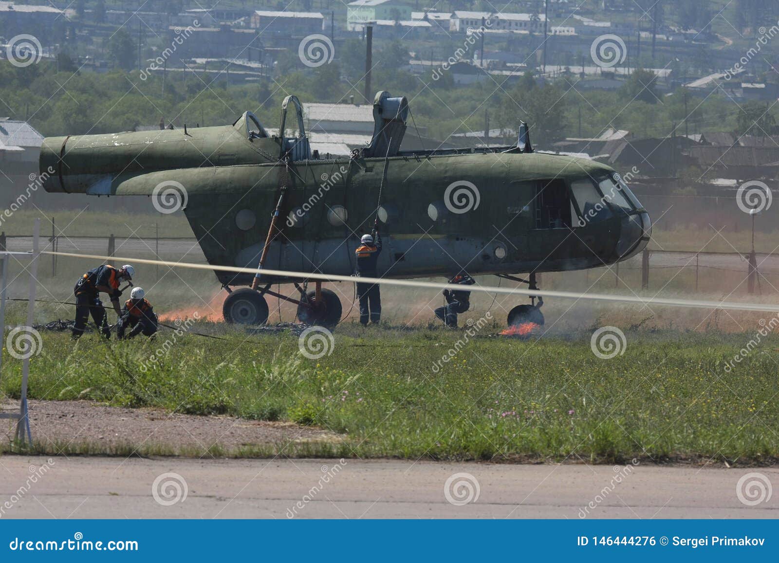 The helicopter exploded editorial photo. Image of disaster - 146444276