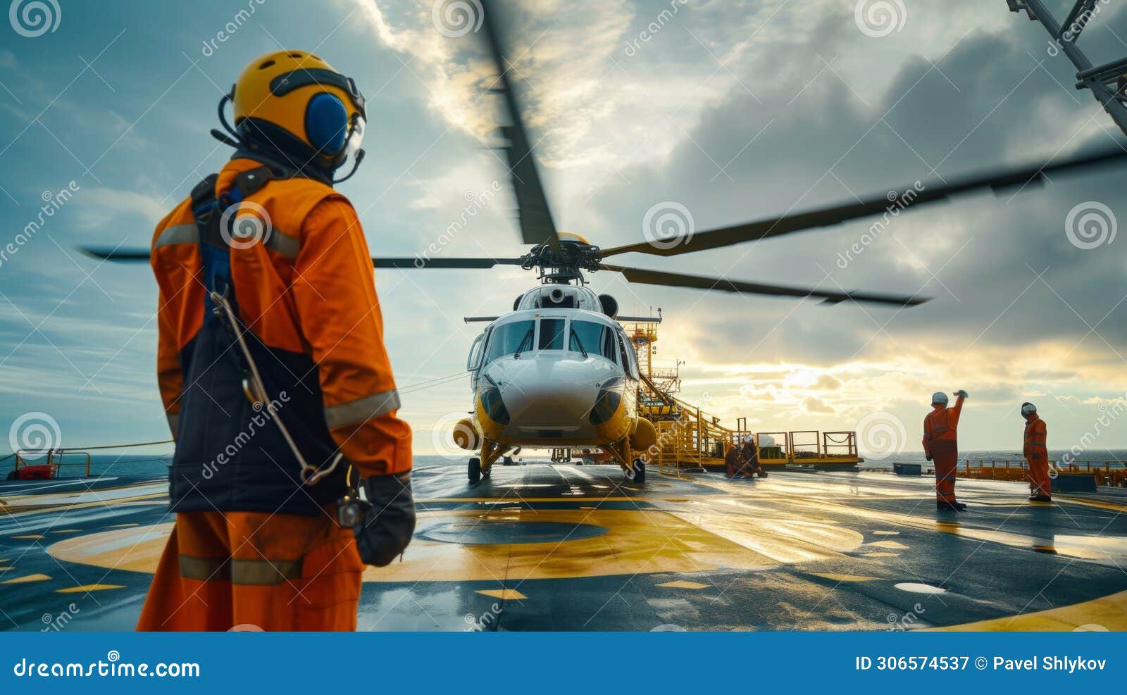 The Helicopter Landing at Oil Rig Platform Stock Image - Image of ...