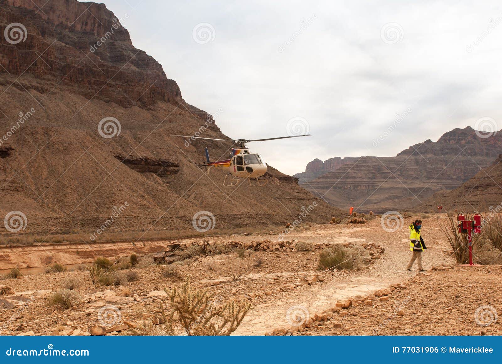 The Helicopter Lands in the Desert Editorial Photo - Image of grand ...