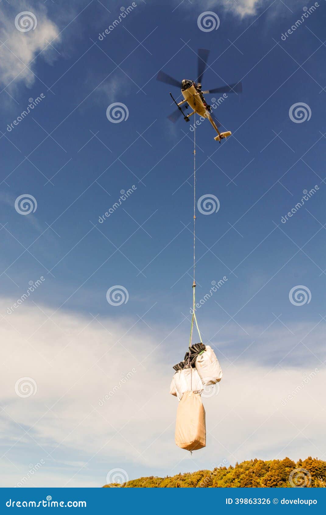 Helicopter with load stock photo. Image of hover, mountain - 39863326
