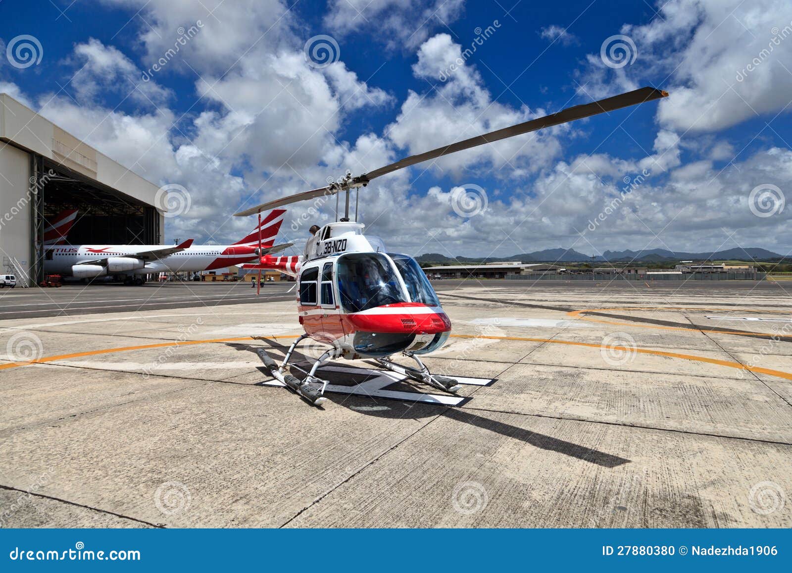 Helicopter in Mauritius editorial image. Image of destinations - 27880380