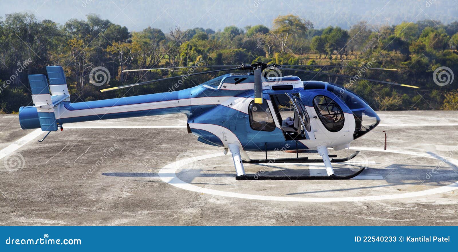 Helipad Royalty-Free Stock Photography | CartoonDealer.com #27829289