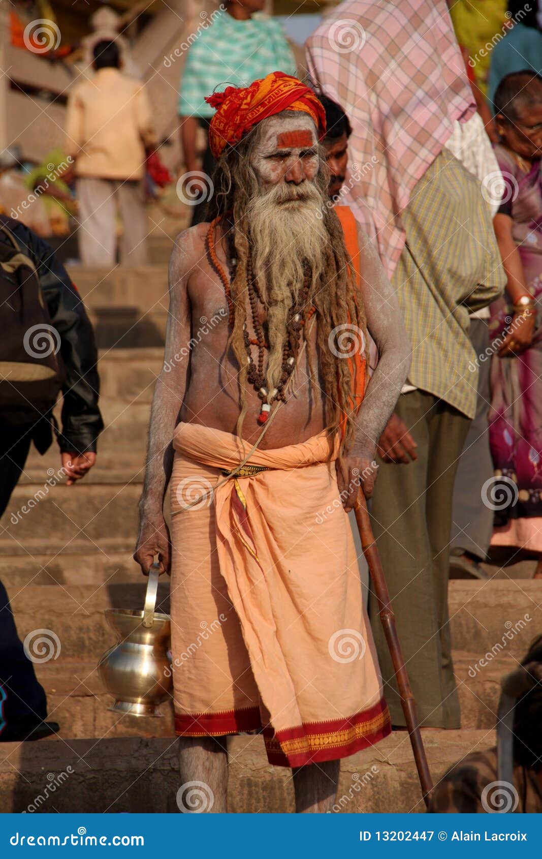 Helig indisk man redaktionell arkivbild. Bild av hinduiskt - 13202447