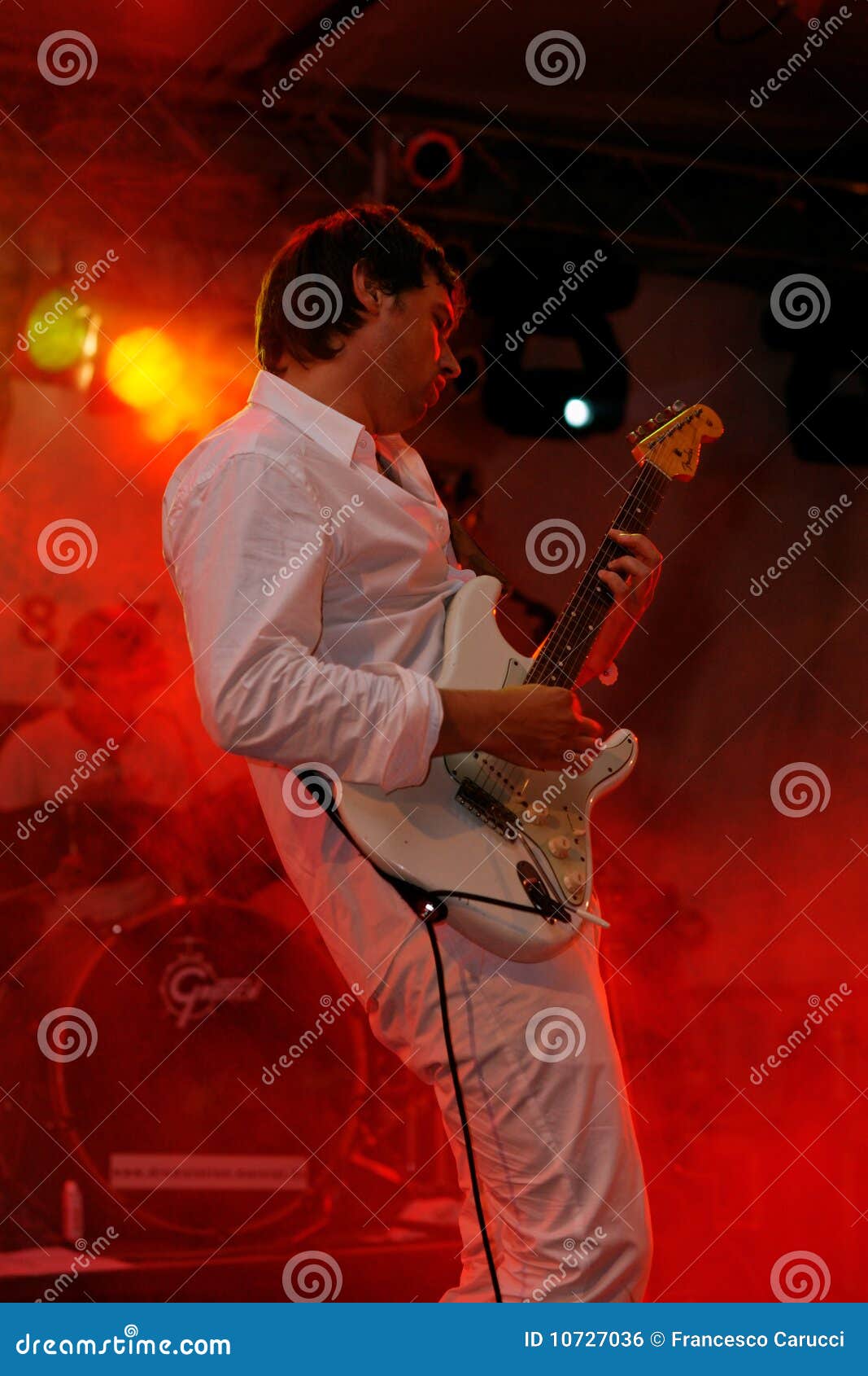 Helium6 in concert editorial photo. Image of singing - 10727036