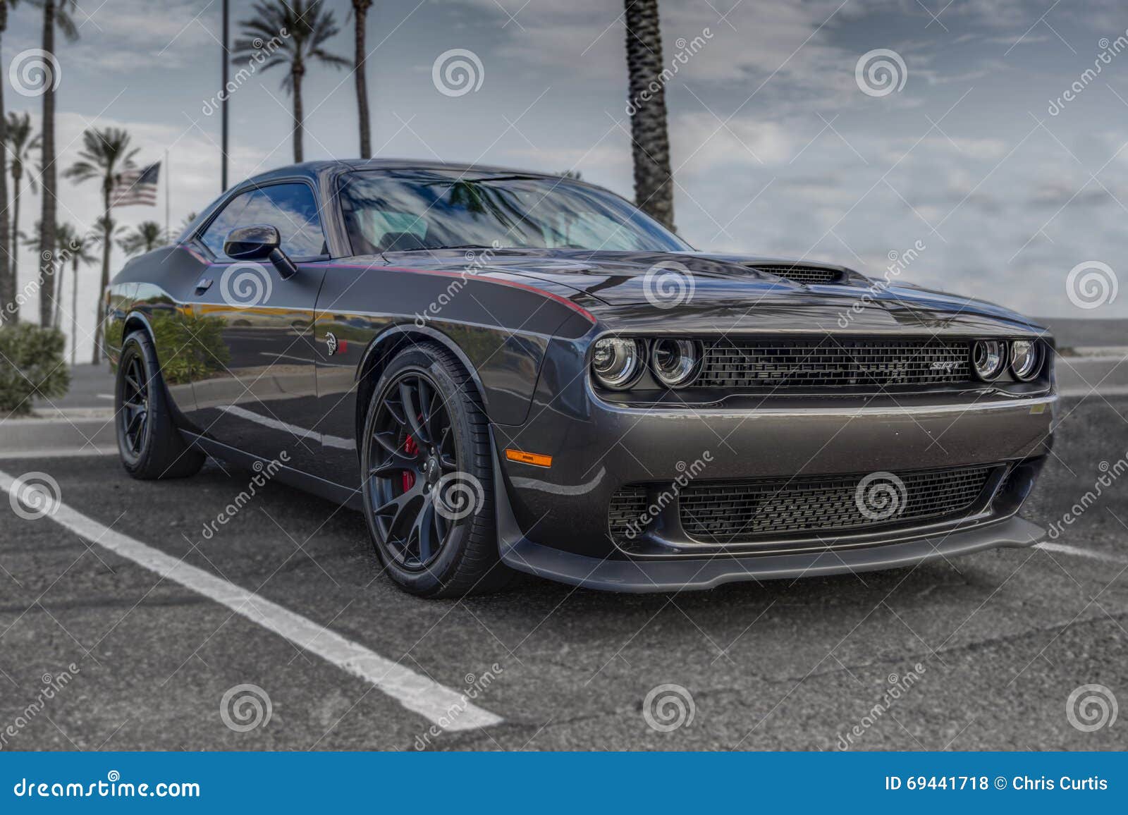 Hellcat van Dodge Eiser redactionele stock foto. Image of erfenis ...