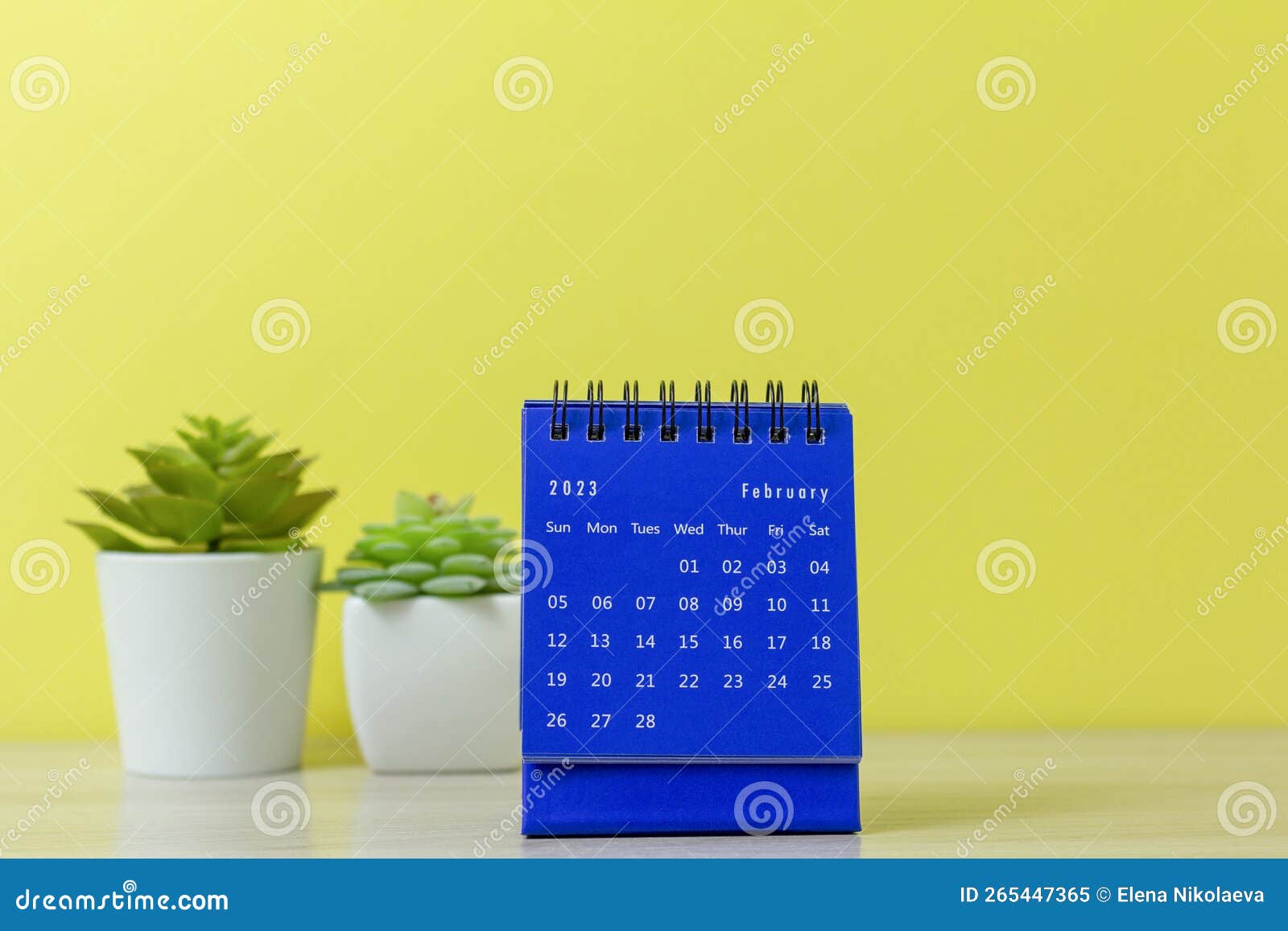 Hello February.Desktop Calendar for February 2023 for Planning and ...
