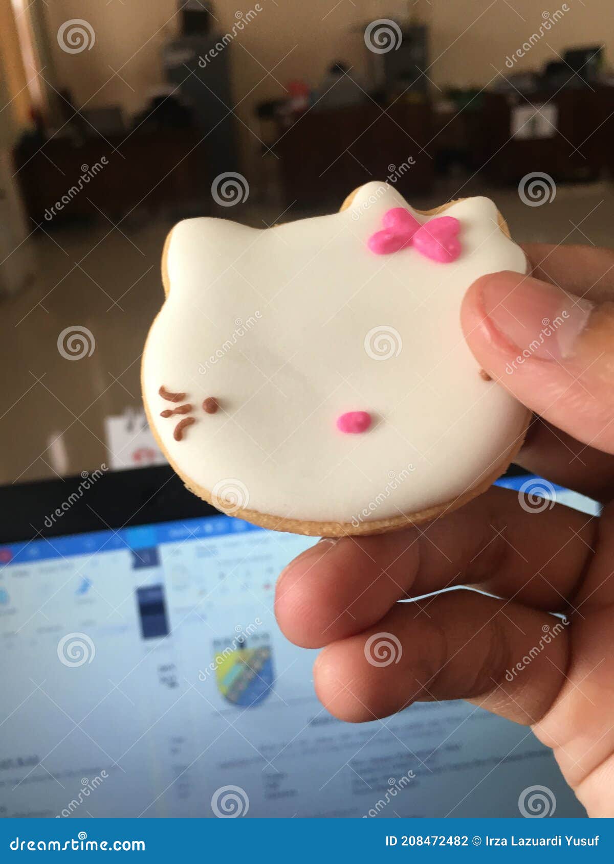 Hello kitty cakes editorial photography. Image of hello - 208472482