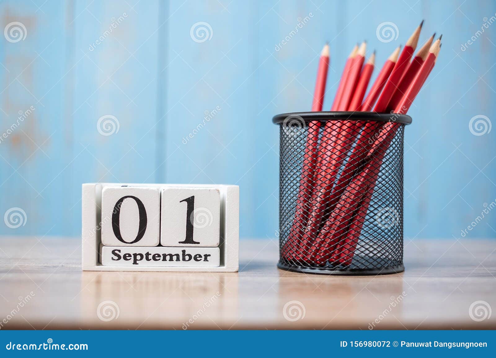 Hello September Calendar, Welcome Back To School Concept with Notebook ...