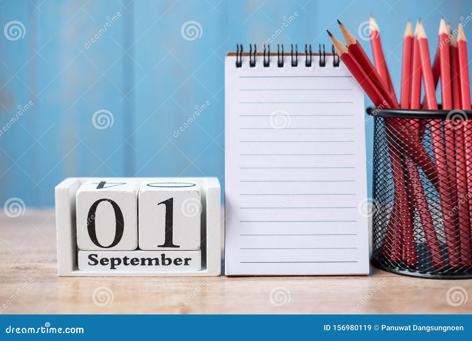 Hello September Calendar, Welcome Back To School Concept with Notebook ...