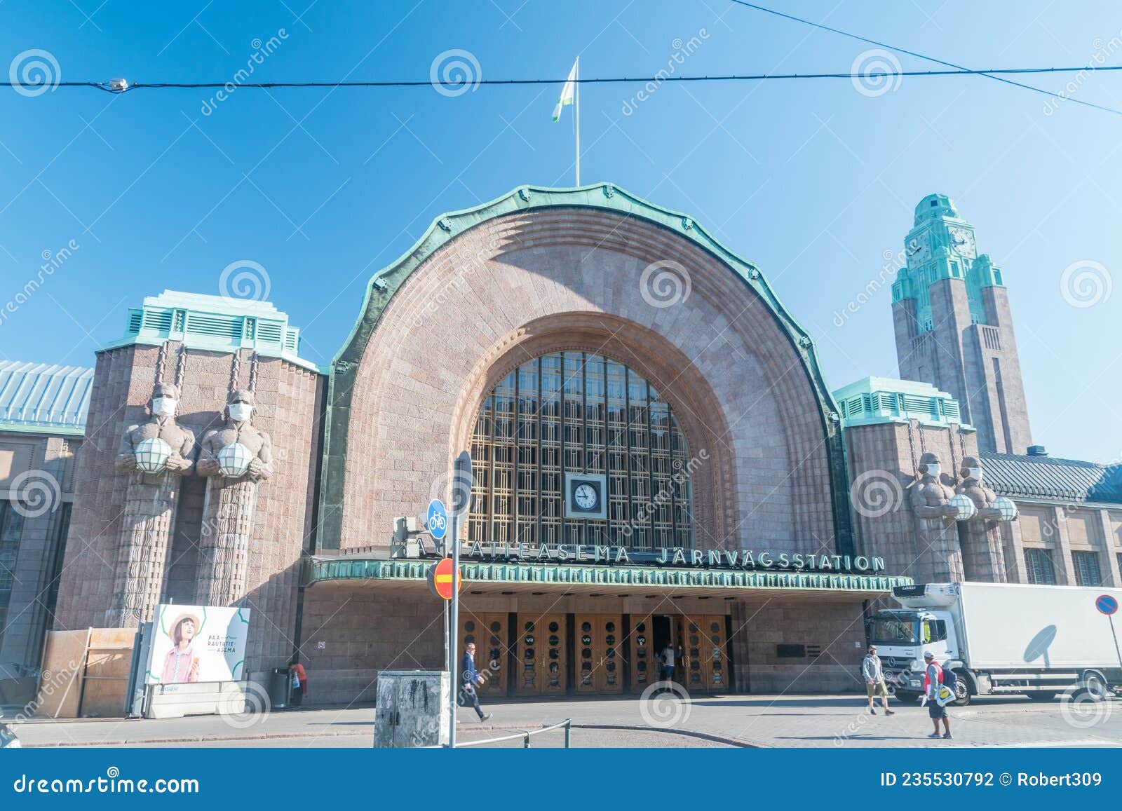 Front Entrance and Clock Tower of Helsinki Central Station Editorial ...
