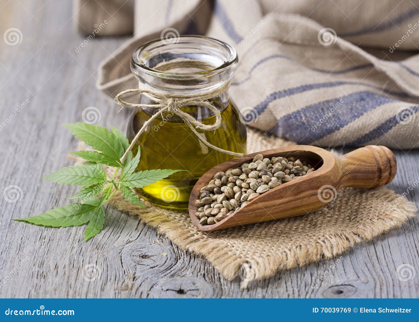 Hemp oil n a glass jar stock image. Image of omega, kernel - 70039769