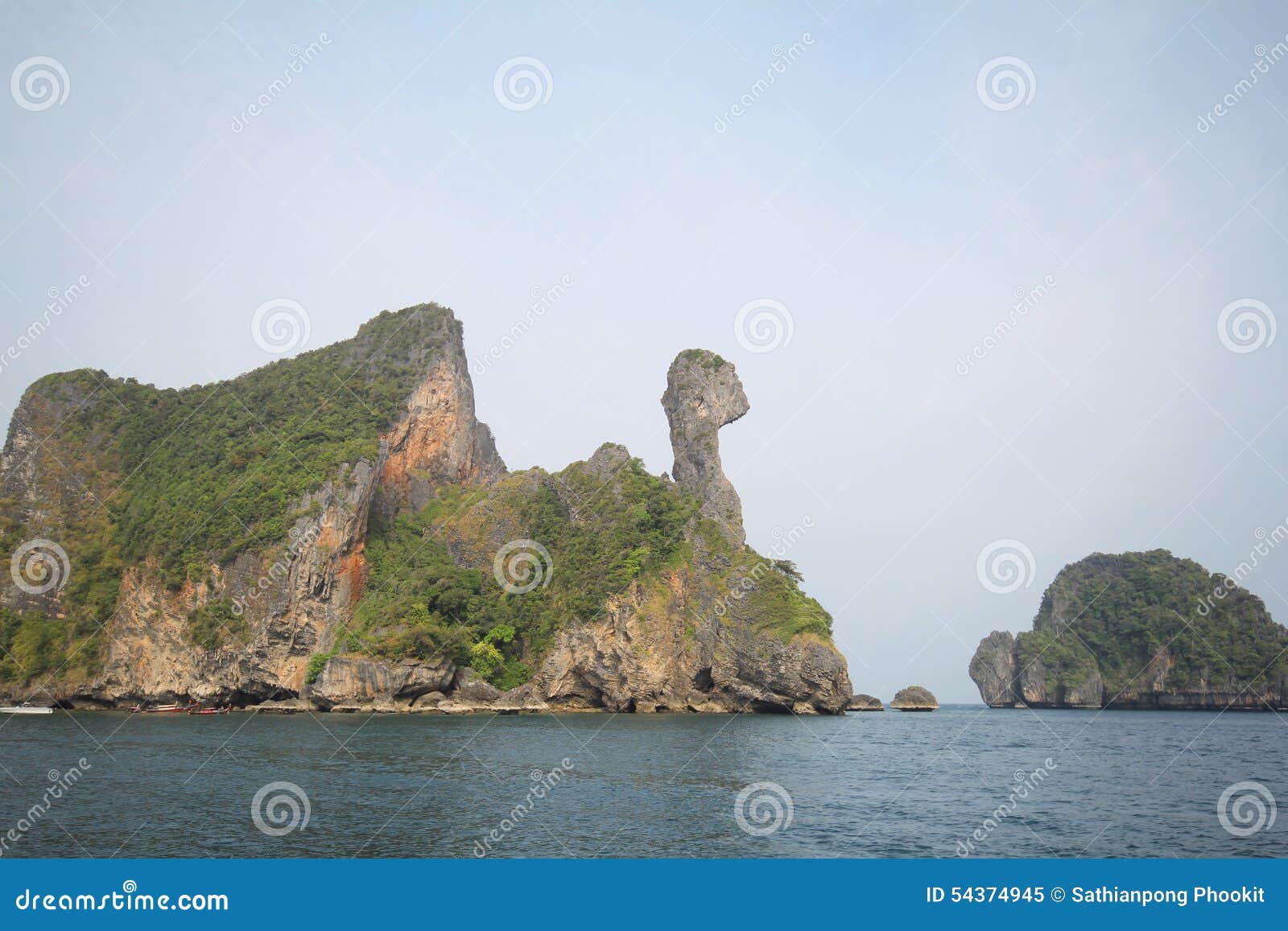 Hen and Chicken Islands, Krabi Thailand Stock Image - Image of sand ...