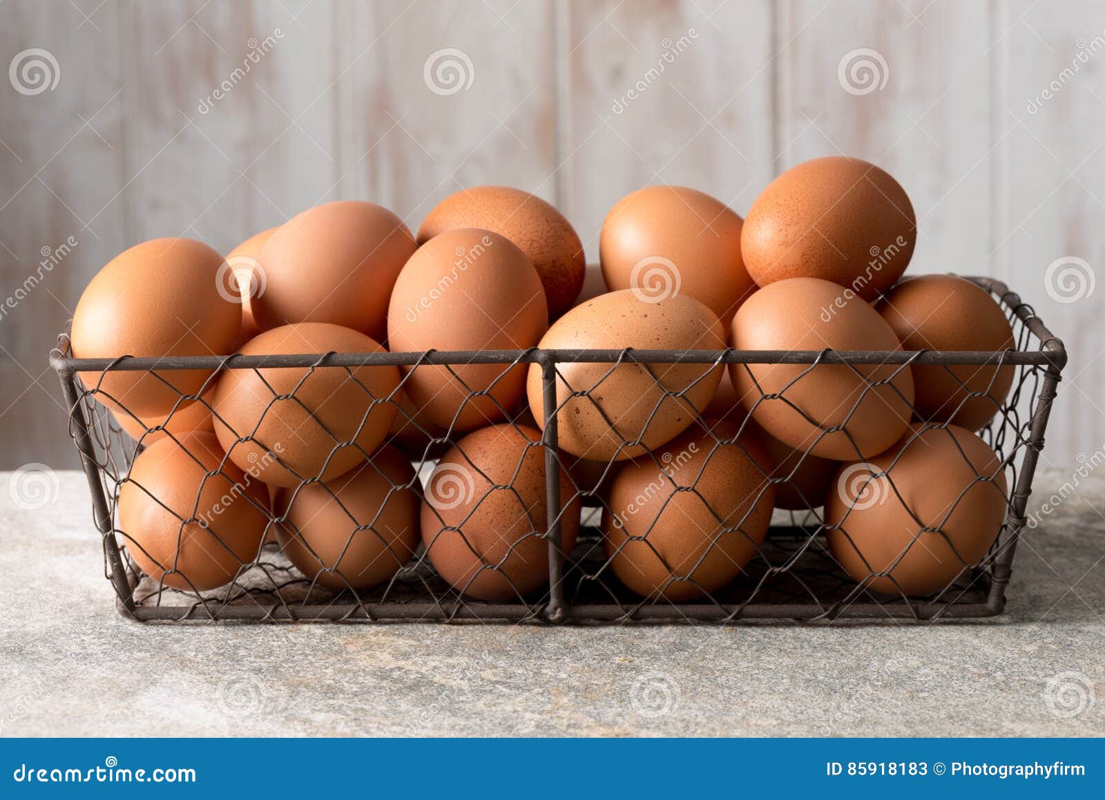 Brown Hen Eggs Mesh Wire Tray Photos - Free & Royalty-Free Stock Photos ...
