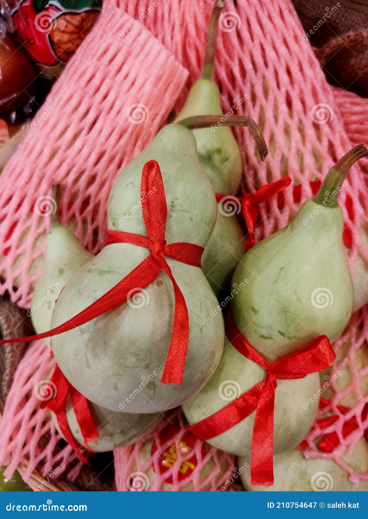 Heng Ong Huat stock image. Image of berry, organ, dish - 210754647