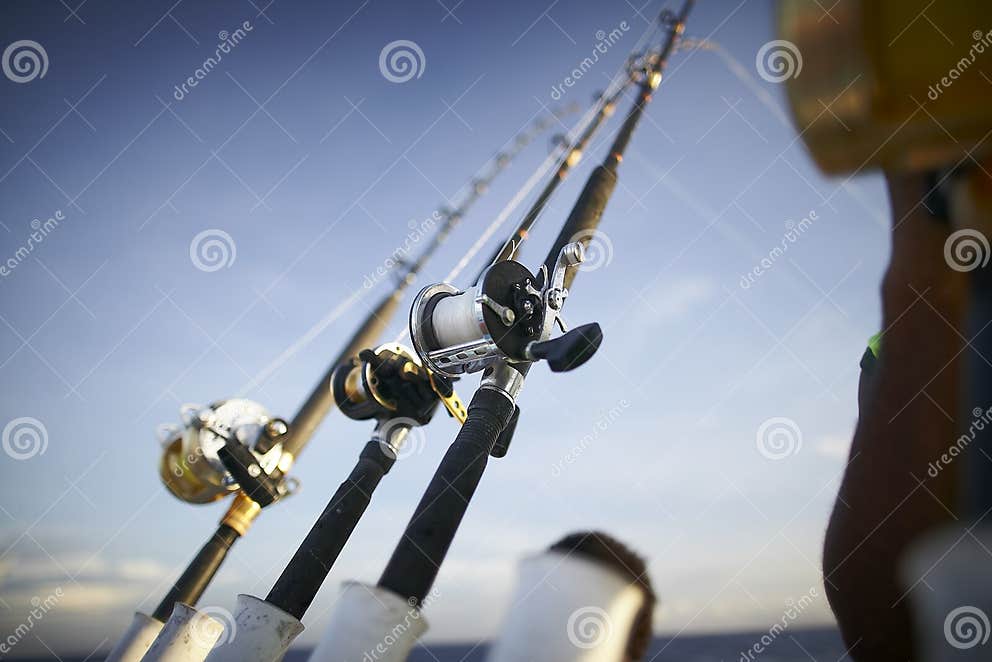 Hengels Van Het Slepen Van Boot Stock Foto - Image of greep, vangst ...