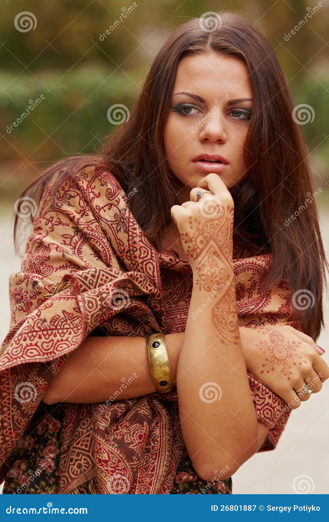 Henna art on woman s hand stock image. Image of adult - 26801887