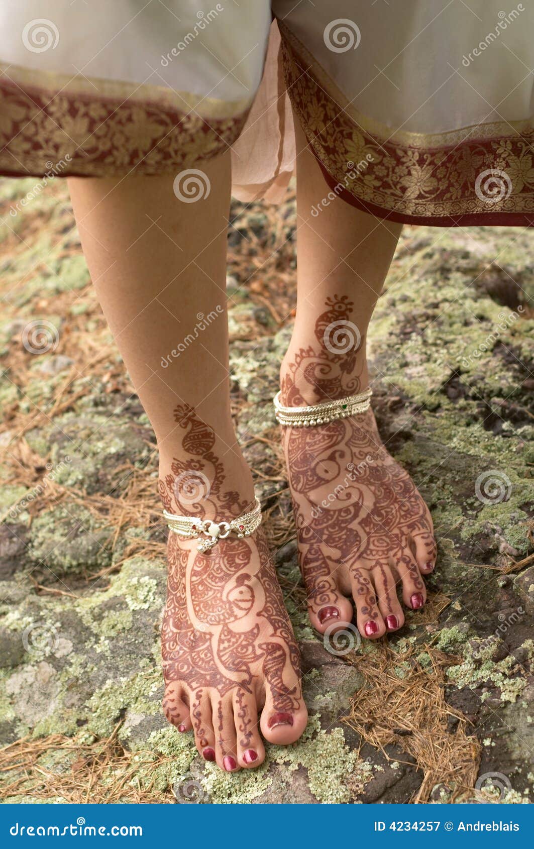 Henna on Feet of Bride from India Stock Image - Image of mughal ...