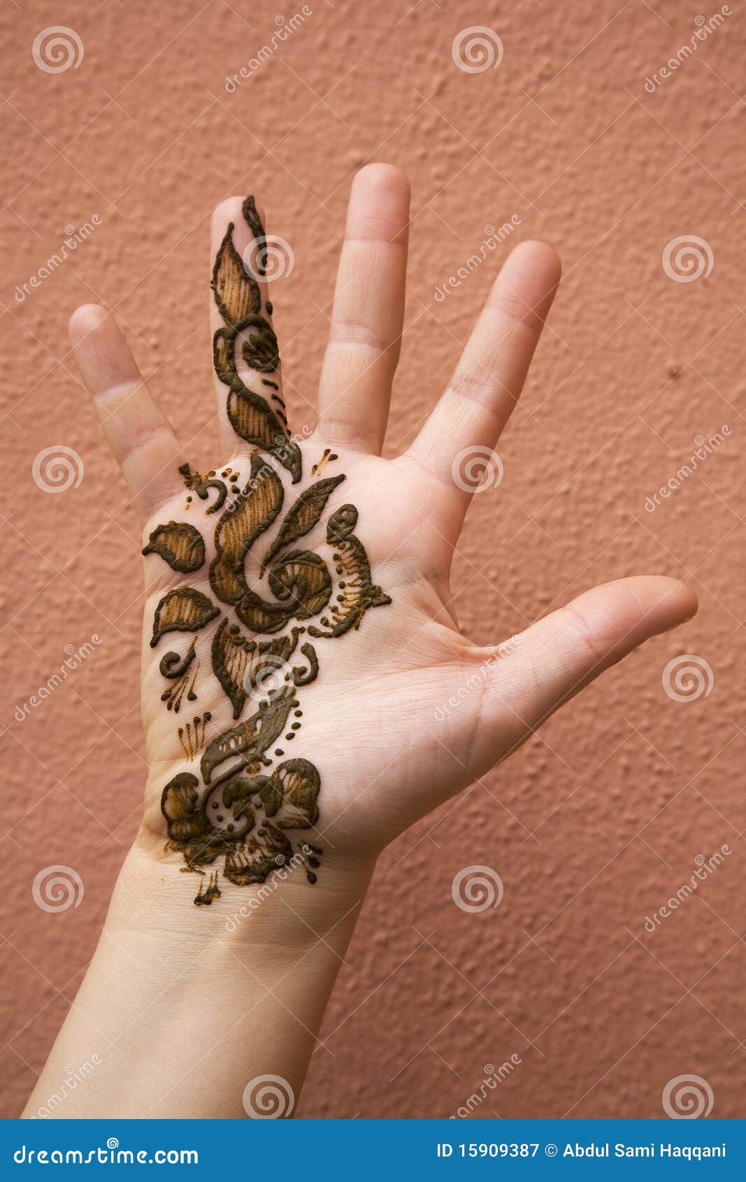 Henna on hand stock image. Image of henna, colour, celebration - 15909387