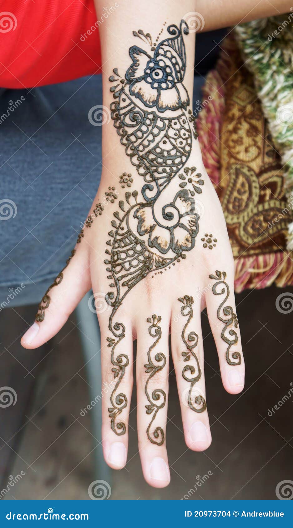 Henna tattoo stock photo. Image of cosmetic, arab, fingers - 20973704
