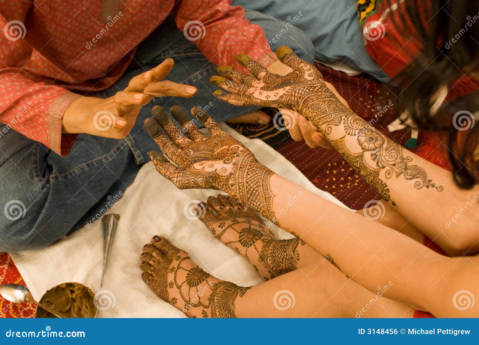 Hennas session stock photo. Image of beautiful, asian - 3148456