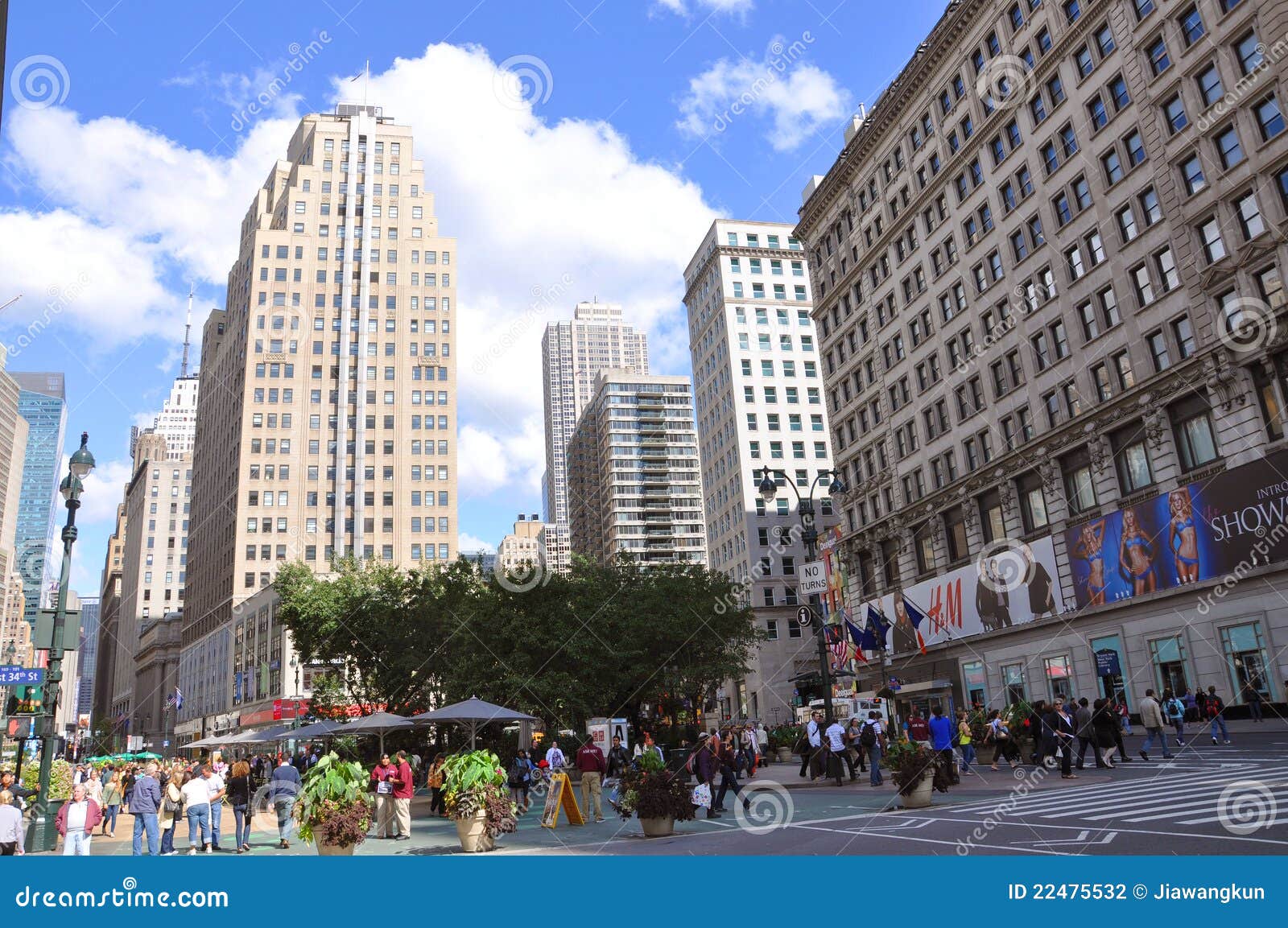 Herald Square in Midtown Manhattan, NYC Editorial Photography - Image ...