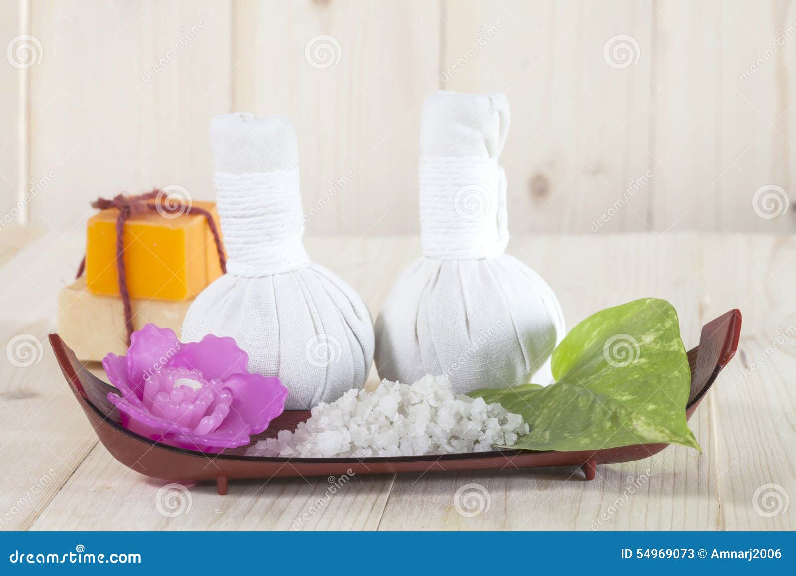 Herbal Ball Spa En Wellness Stock Afbeelding - Image of aroma ...