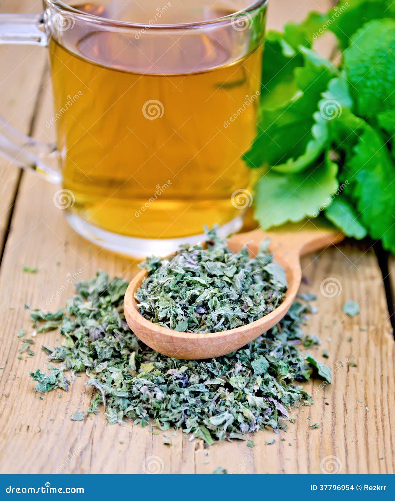 Herbal Tea of Mint Leaves on Spoon with Mug Stock Photo - Image of ...