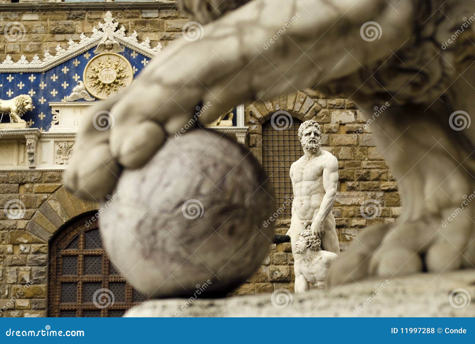 Hercules and Cacus Sculpture Stock Photo - Image of europe, medieval ...
