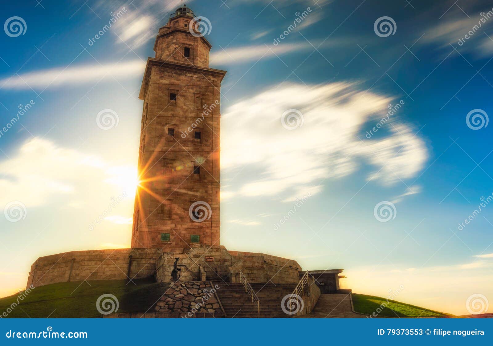 Hercules Tower image stock. Image du célèbre, romain - 79373553