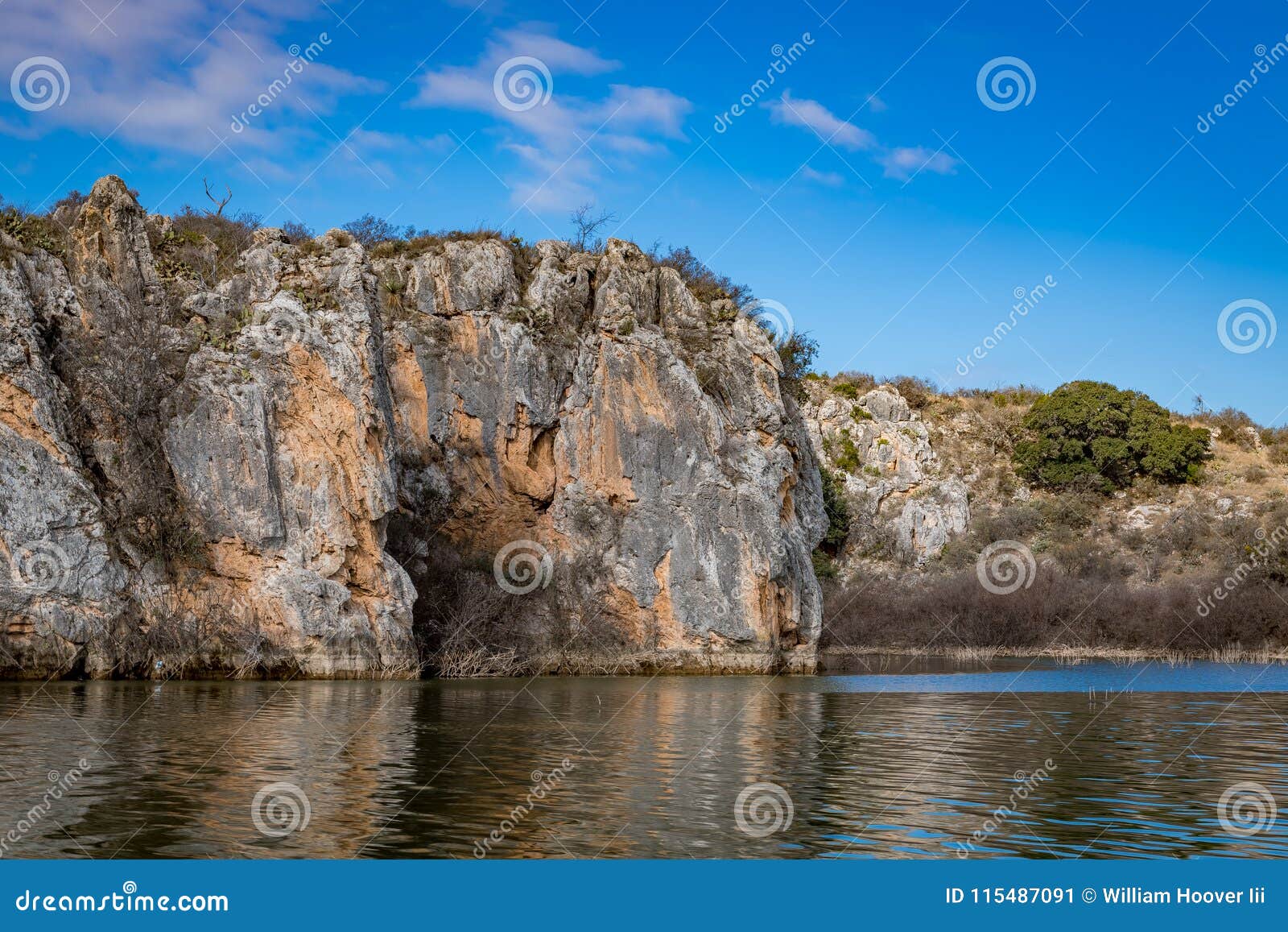Large Cliffs and Rock Formations on Texas Lakes Stock Image - Image of ...