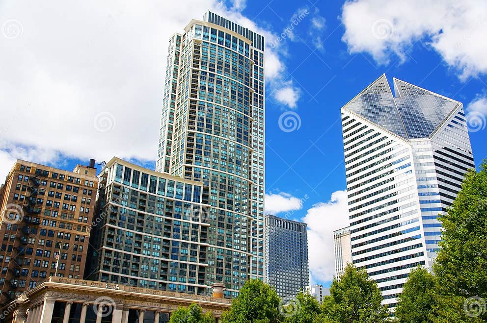 Heritage and Smurfit-Stone Building Editorial Photography - Image of ...