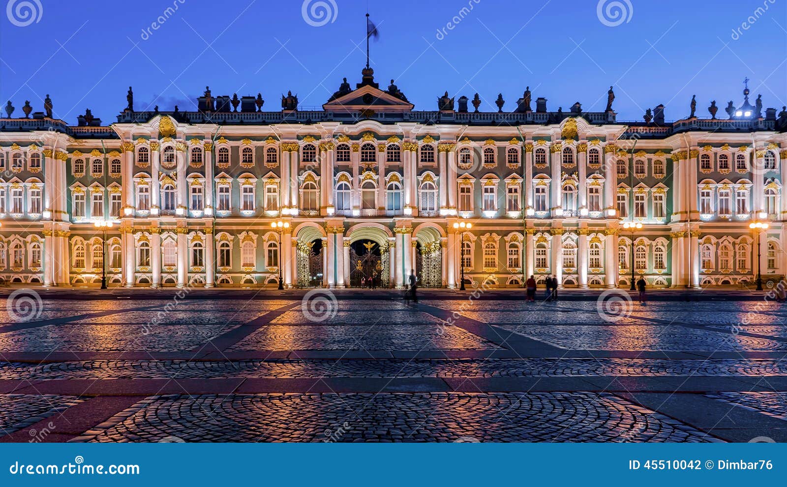 Hermitage on Palace Square, St. Petersburg Stock Photo - Image of ...