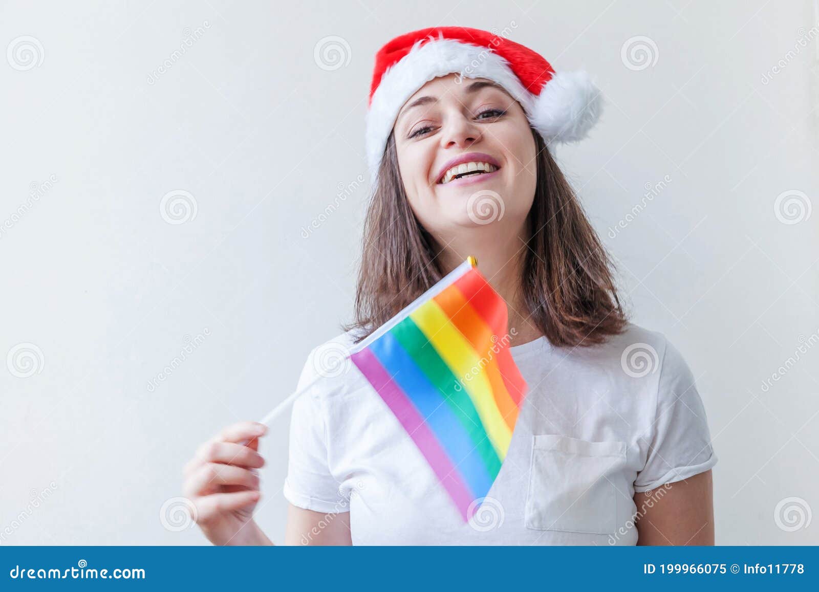Hermosa Chica Lesbiana Con Sombrero Rojo De Santa Claus Con Bandera