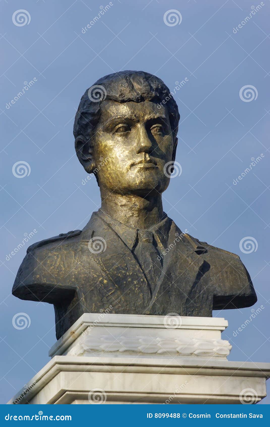 Hero statue stock photo. Image of iron, romania, park - 8099488